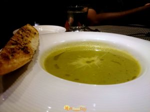 Jonathan's Kitchen Introduces New Signature Dishes