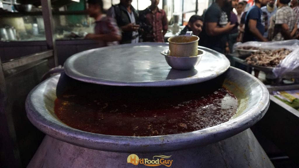Telangana Food Trail - Traditional Breakfast at Shah Ghouse